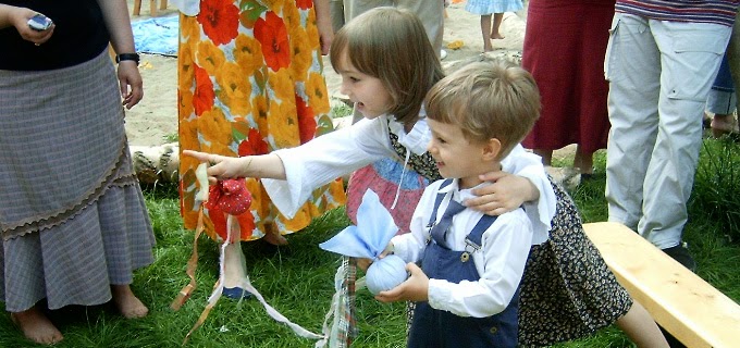 Jocuri pentru copii mari şi mici