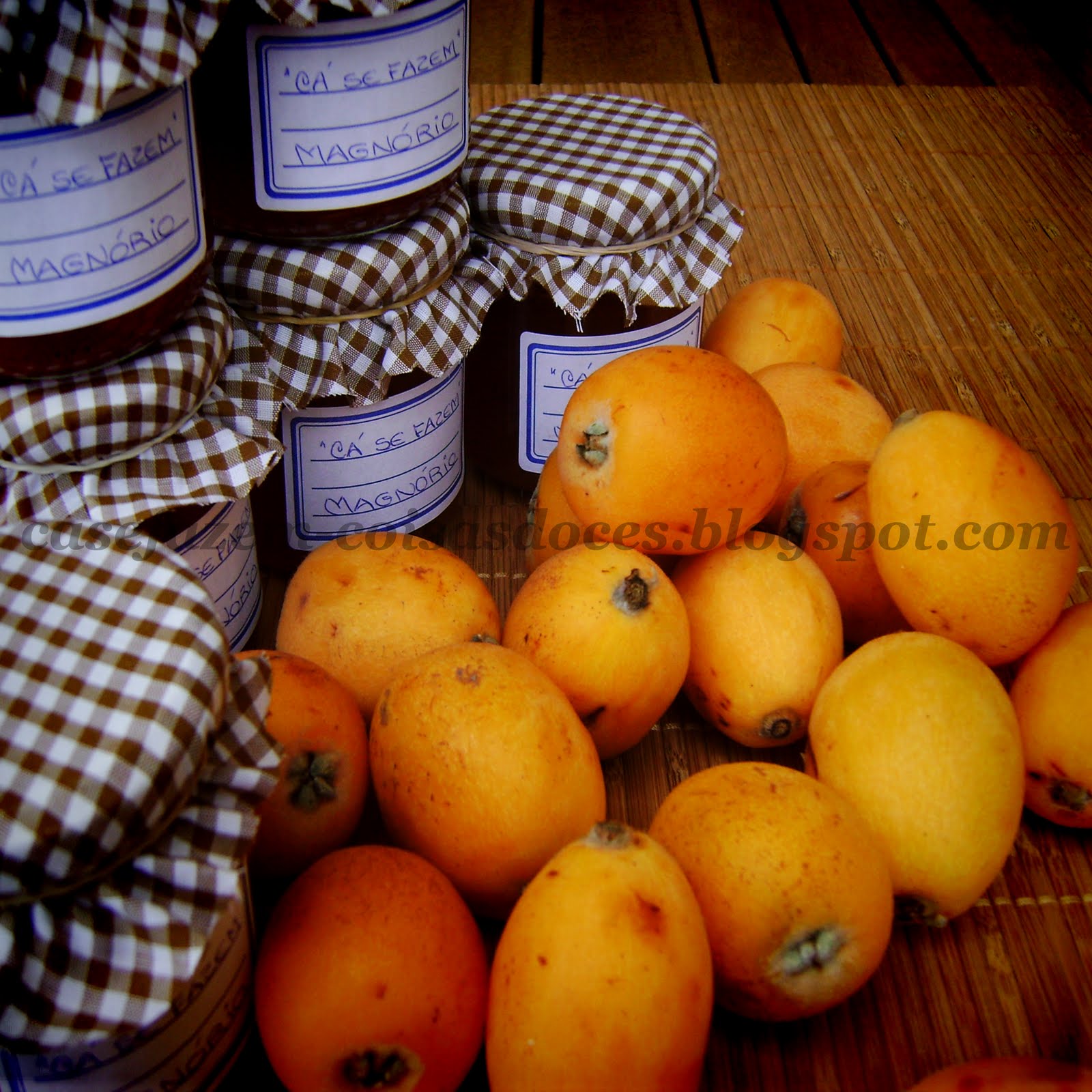 "cá se fazem...": magnório ou nêspera?