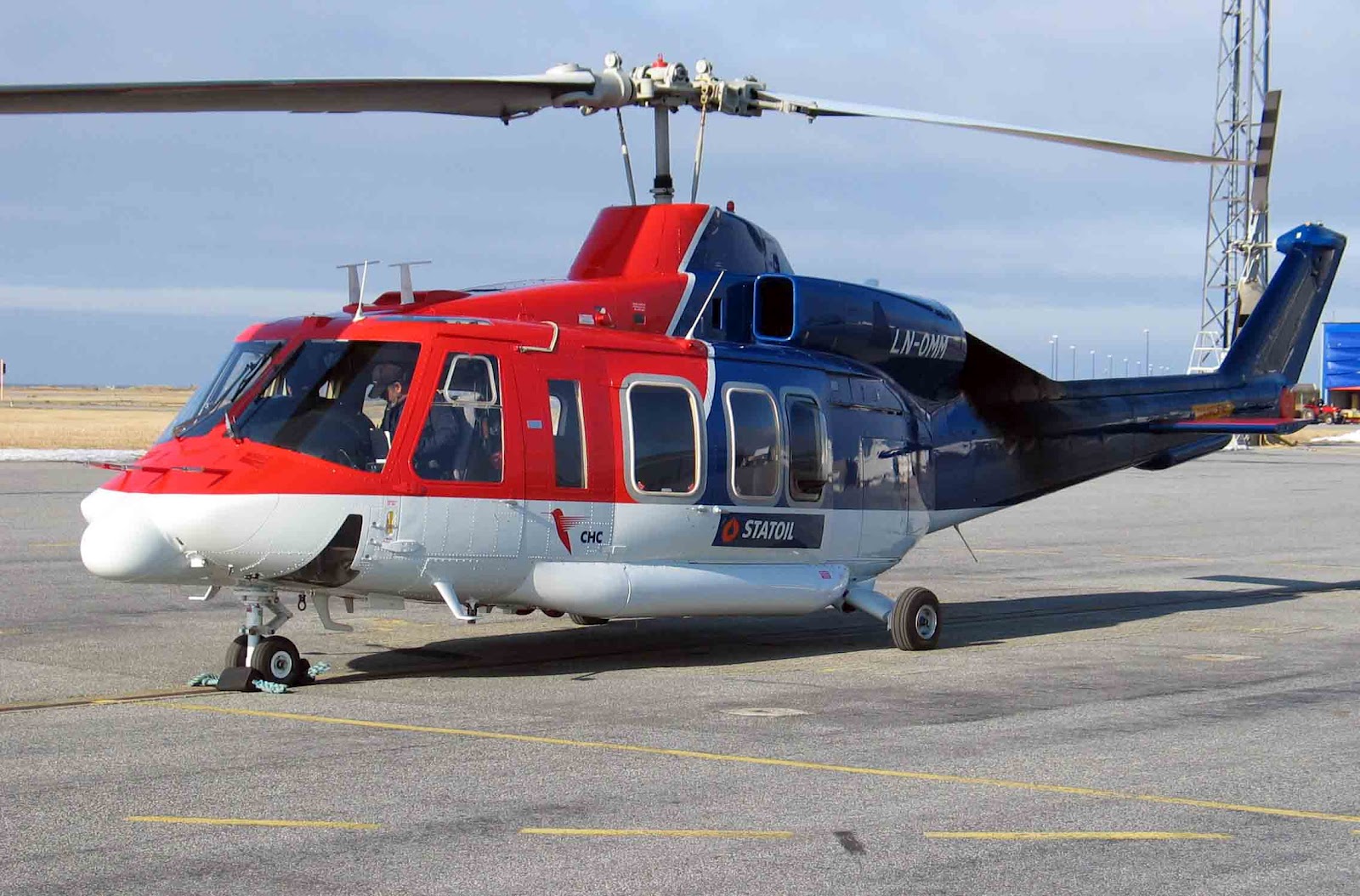 nhungdoicanh: Bell 214ST SuperTransport