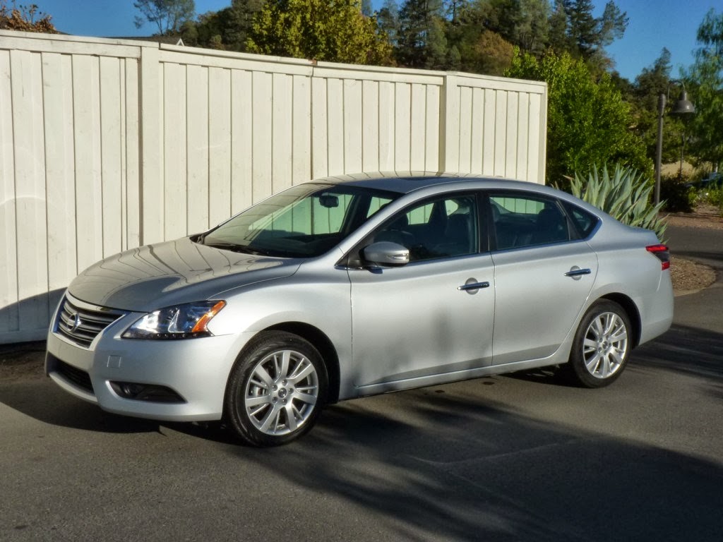 Nissan Sentra Images