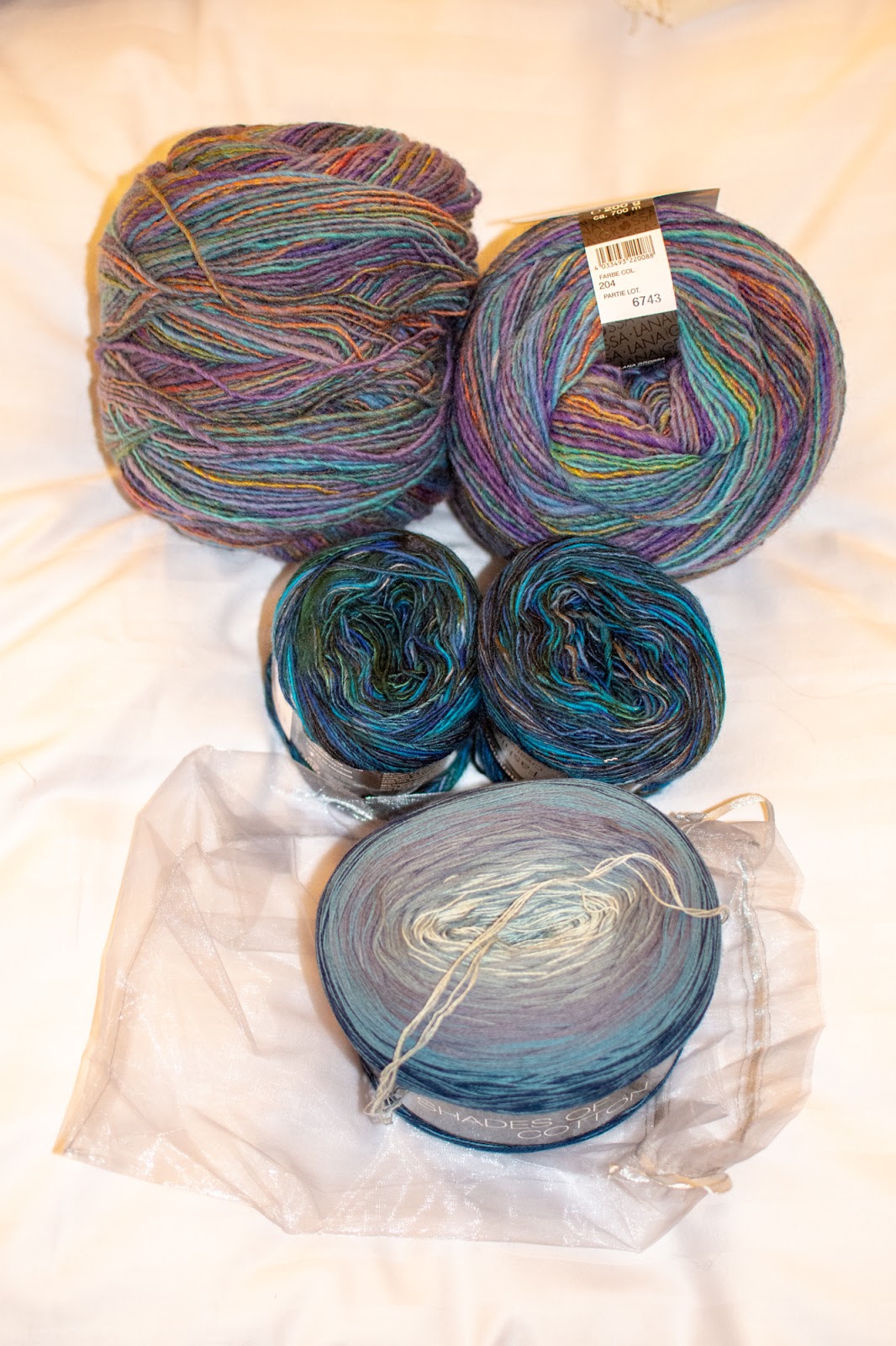 Committed Stitcher: Pretty Yarn