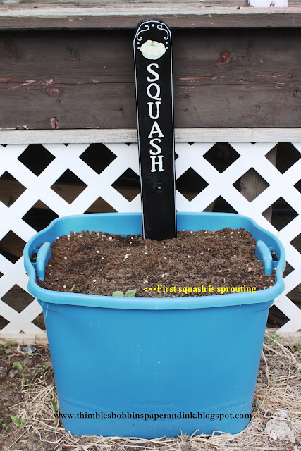Thimbles, Bobbins, Paper and Ink: DIY Faux Chalkboard Garden Signs