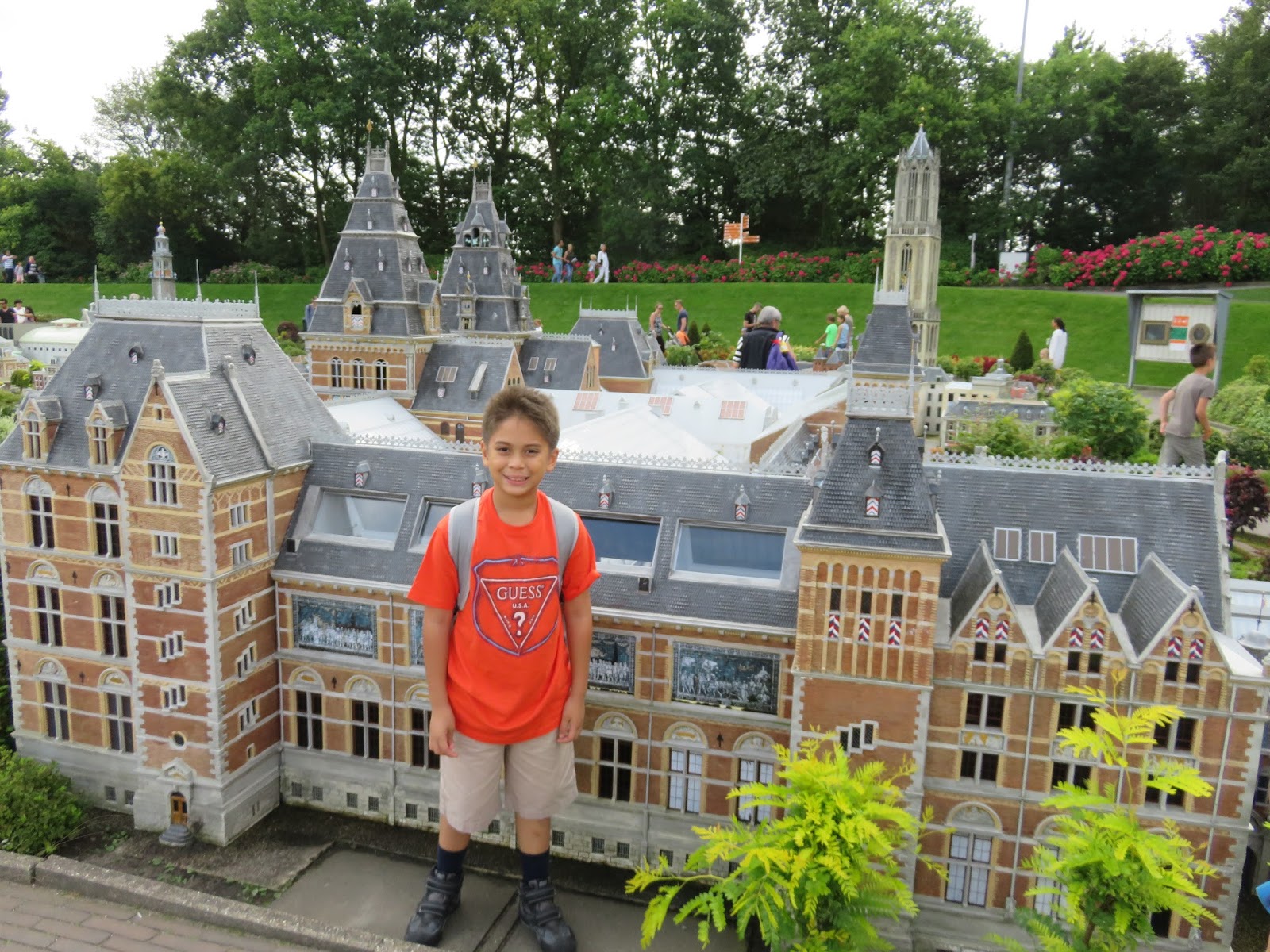 Kee Hua Chee Live!: PART 1---MADURODAM IS THE HAGUE'S ULTIMATE ...