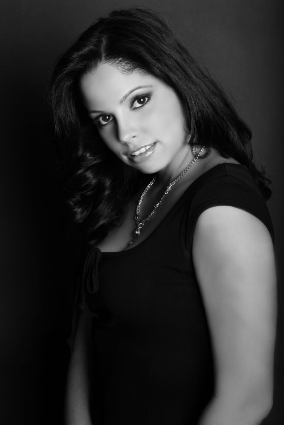 Actriz Dominicana es nominada para los Miami Life Awards