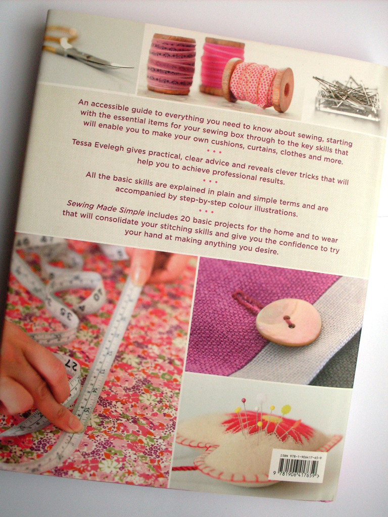 Bugs and Fishes by Lupin: Book Review: Sewing Made Simple
