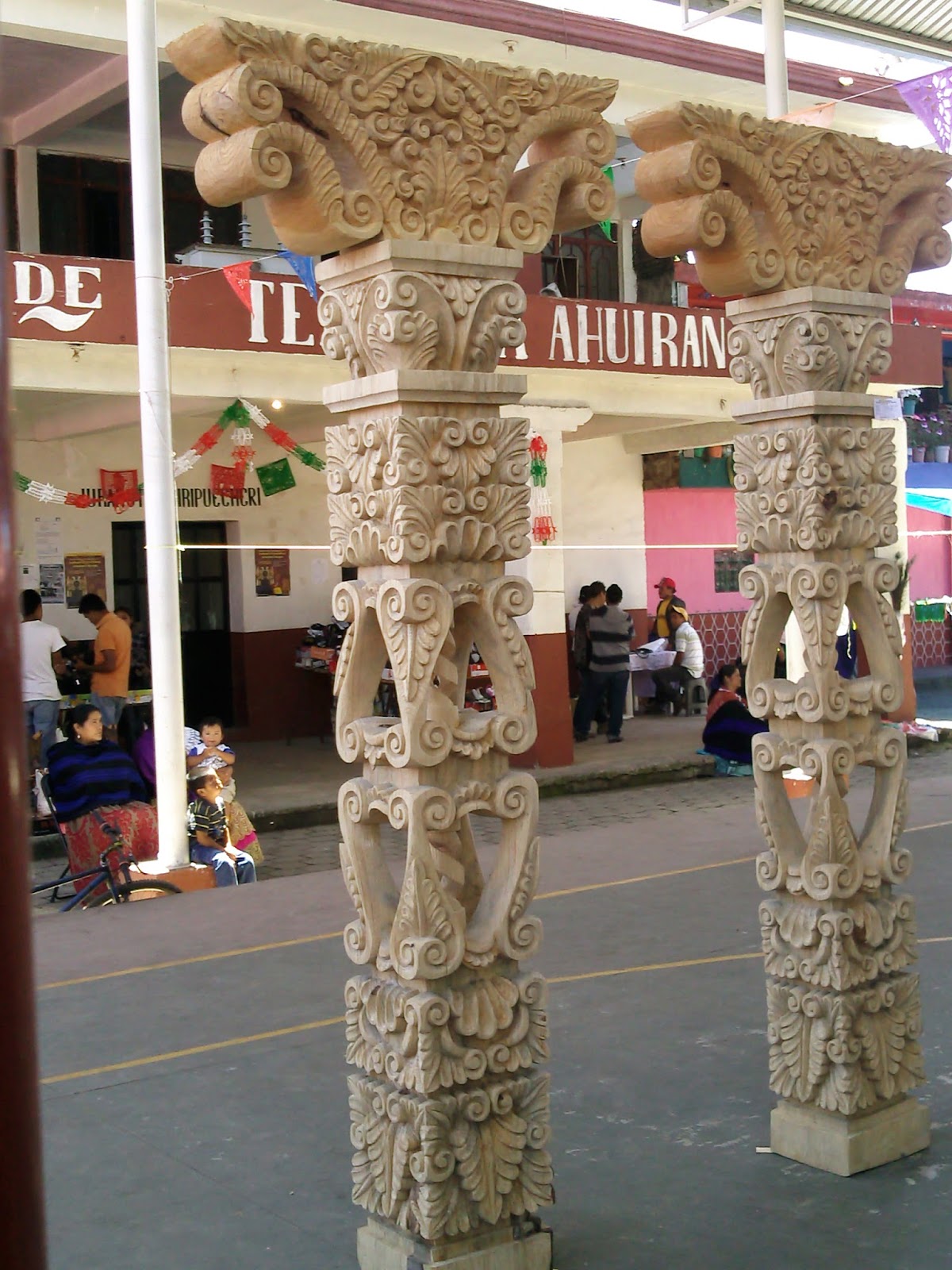 Columnas de Madera Tallada: Columnas de Madera Tallada a Mano y Muebles ...