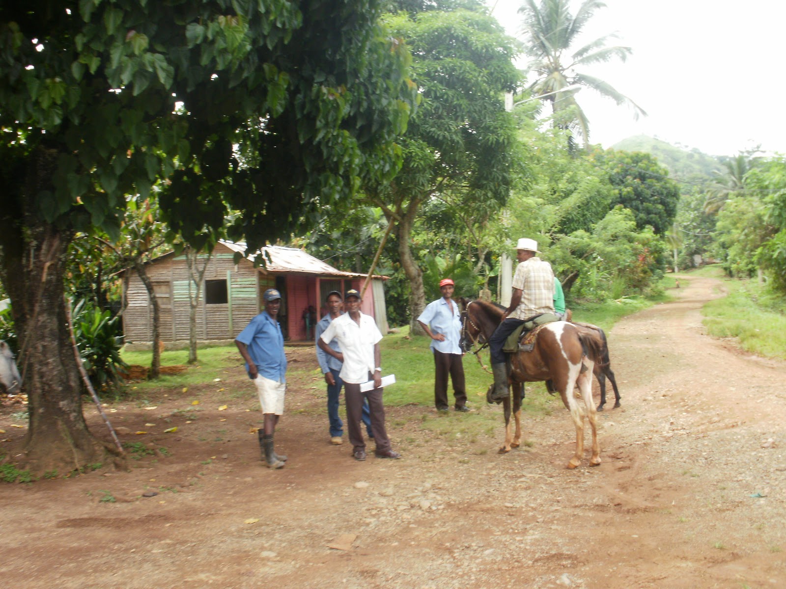 Espejismo de Luna Llena: El Chacaro, Yamasa.