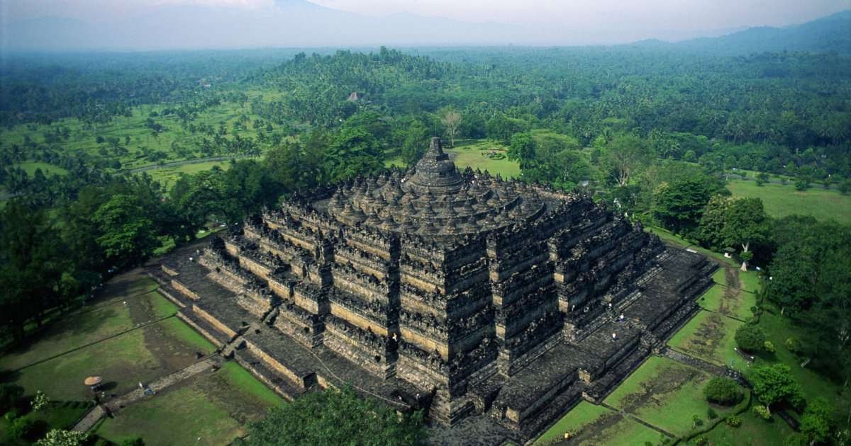 Sejarah Candi Borobudur dan Harga Tiket Masuk Beserta Foto Candi ...