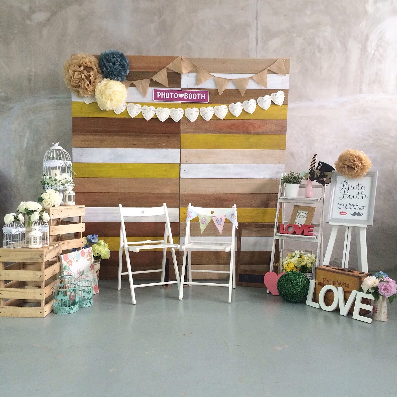 Ideasbyfarah: Photo Booth Vintage Backdrop