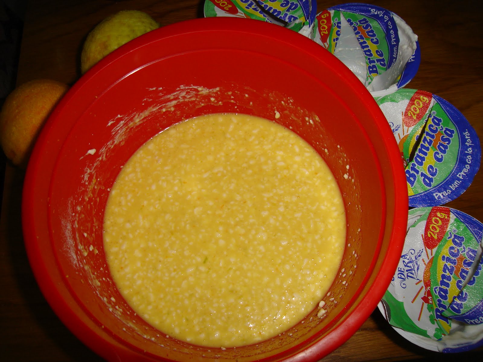 Pe masa din bucatarie: Pasca traditionala