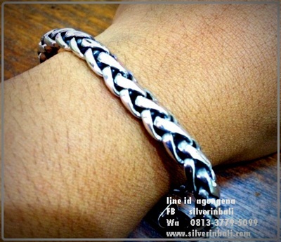 perhiasan aksesoris cowok gelang cowok gelang perak bali borobudur ...
