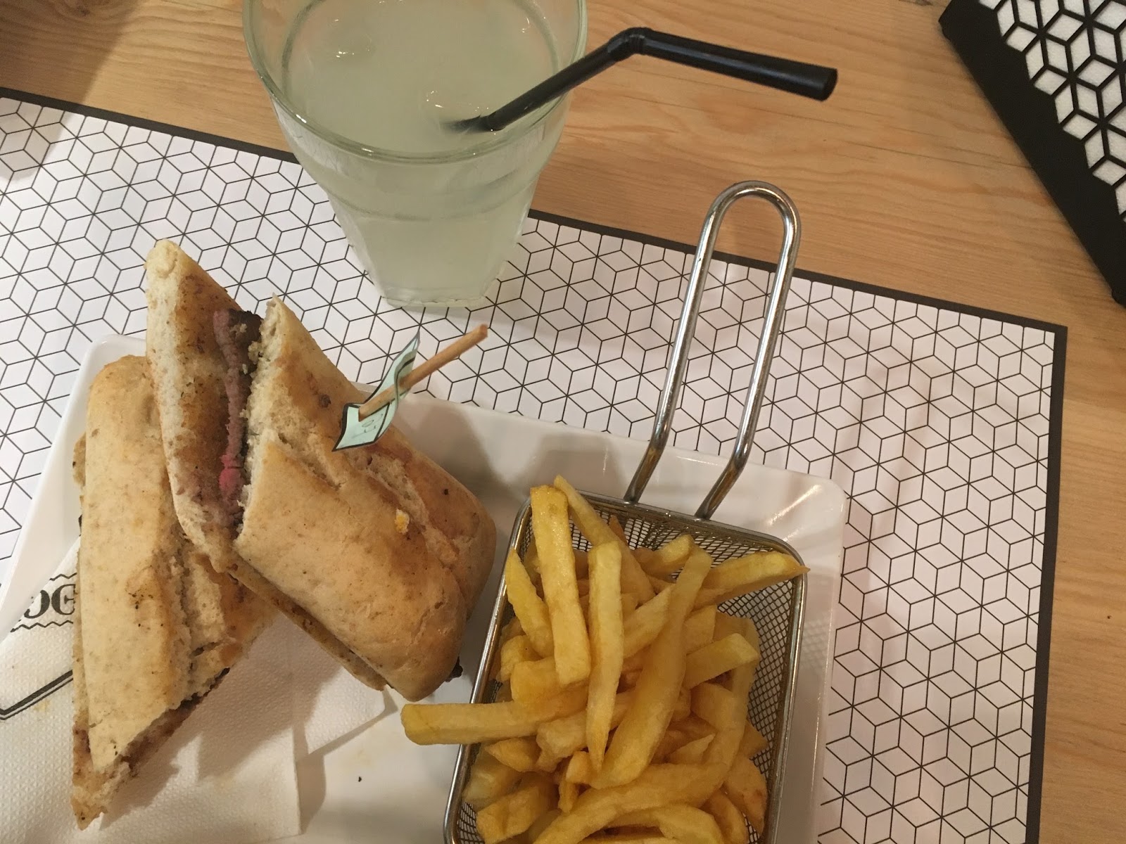 DeGema, Hamburgueria Artesanal. - Sempre Entre Viagens