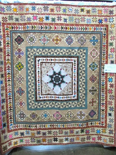 Sew Many Ways...: Quilt Show Pictures...Part 1