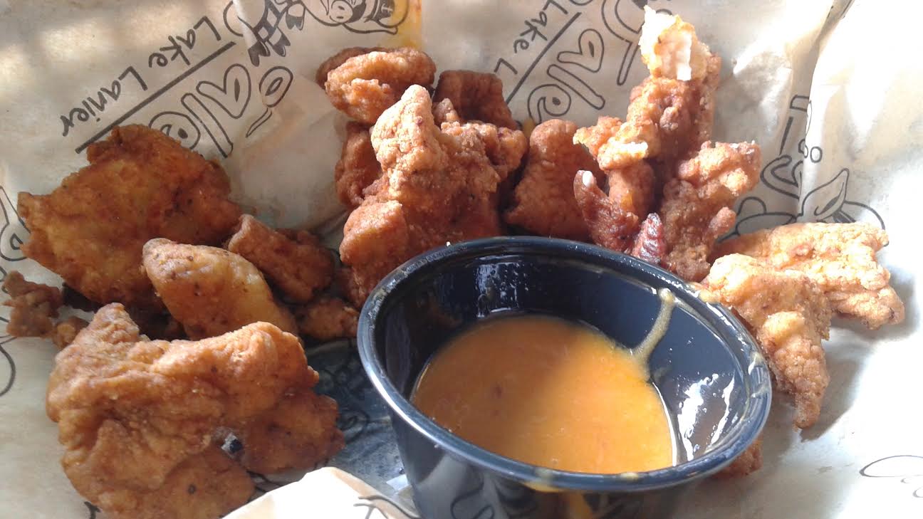 FRIED CHICKEN LIPS: Pig Tales Lake Lanier