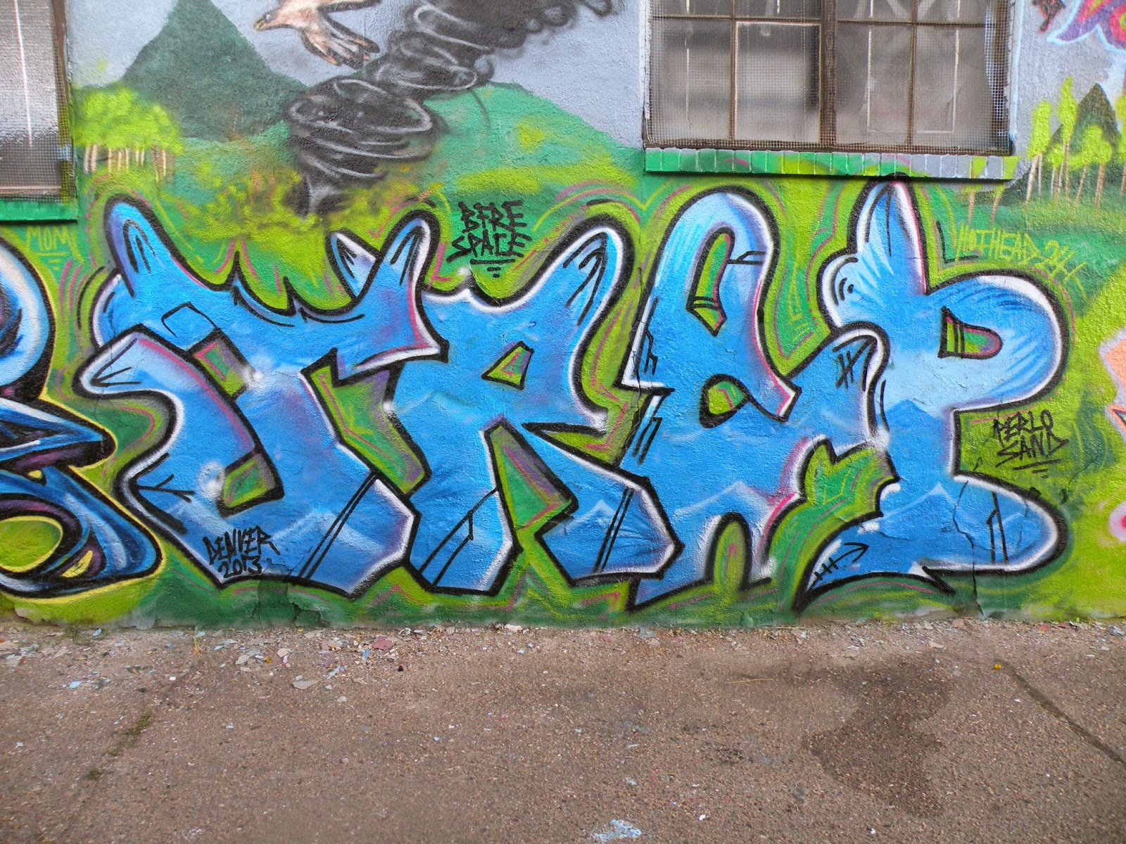 Turnip the Beet: Knocked the dust off my cans for a lil graffiti battle ...