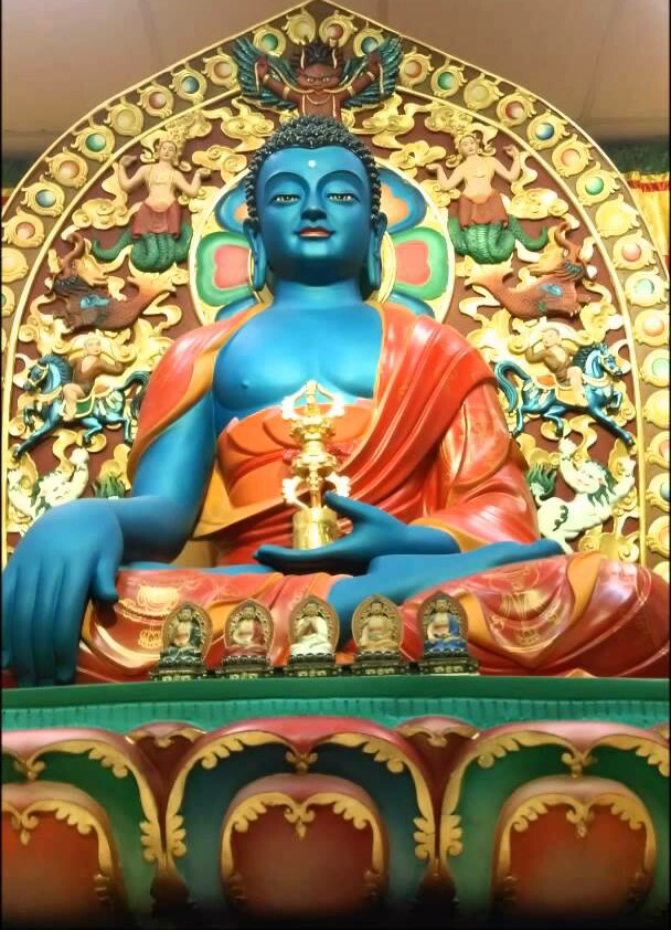 Tibetan Buddhism and Culture: The immovable one - Akshobhya Buddha 阿閦如来