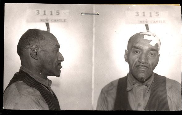 Black and White Photos: Old school mug shots