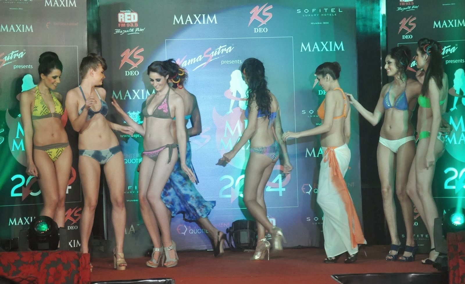 Miss Maxim Bikini Show Mumbai Super Hot Indian Models Bikini Photoshoot - Hot PHOTOSHOOT ...