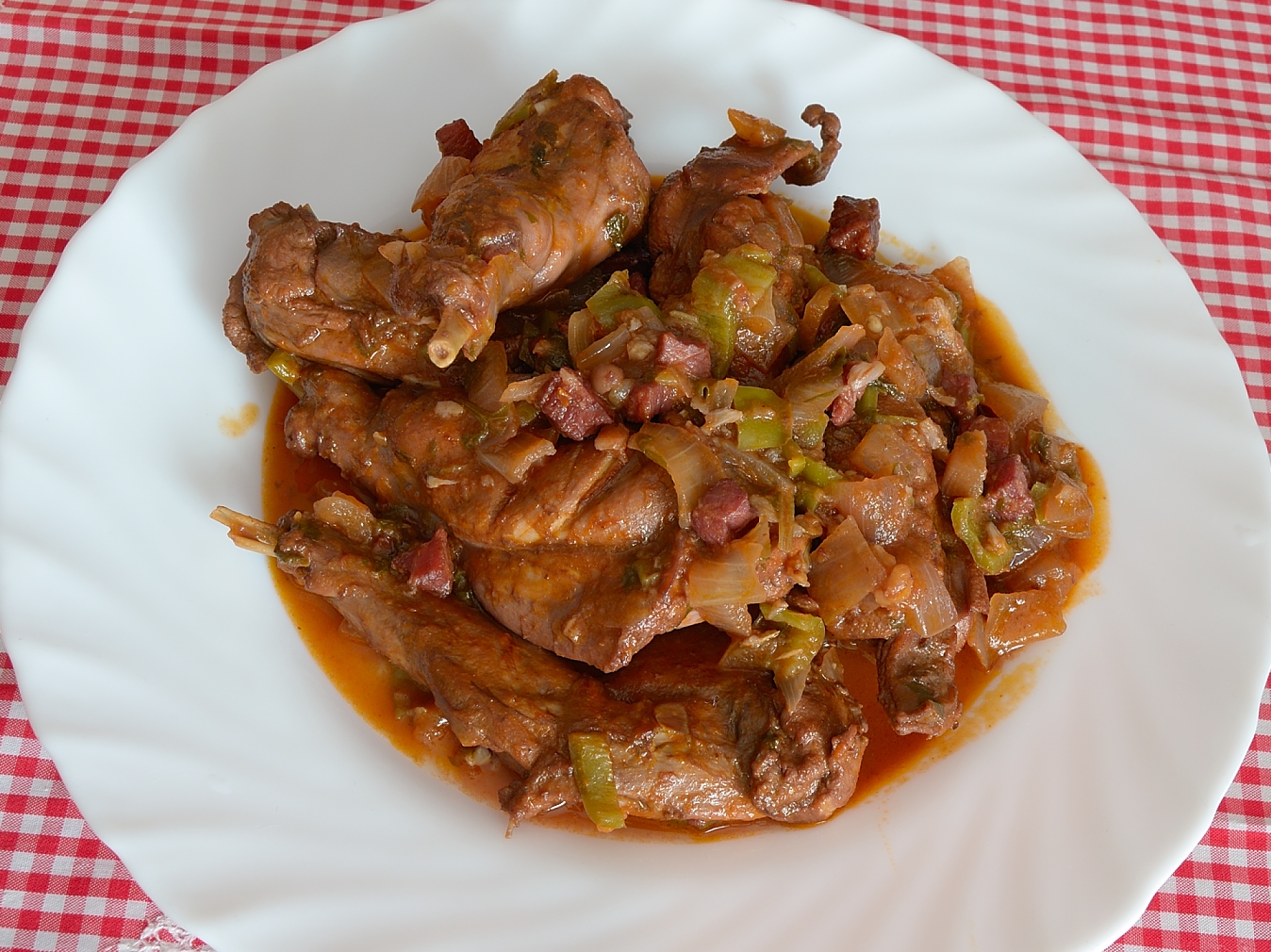 Vamos a hacer de comer: Conejo de campo en salsa