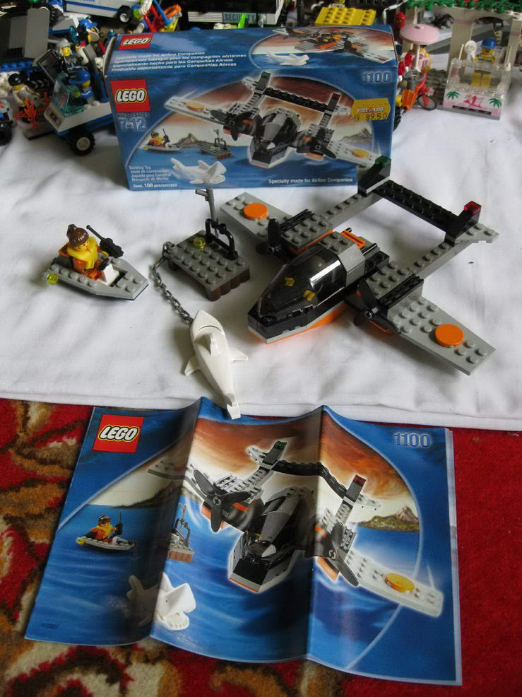 onetwobrick26: LEGO set database: set database: LEGO 1100 sky pirates