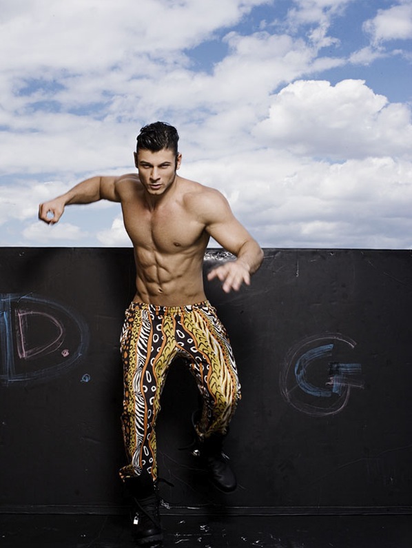 Miong21 @ Blogspot: Daniel Garofali by Rick Day