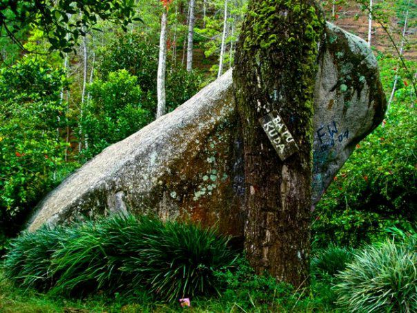 Wajib Tahu Sajarah Batu Kuda di Puncak Gunung Haruman Desa Kadungora ...