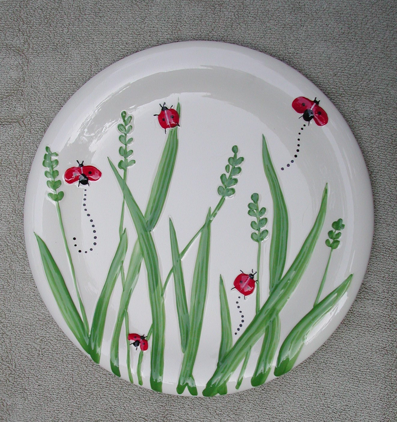 Corgis In My Garden: Ladybug Dishes