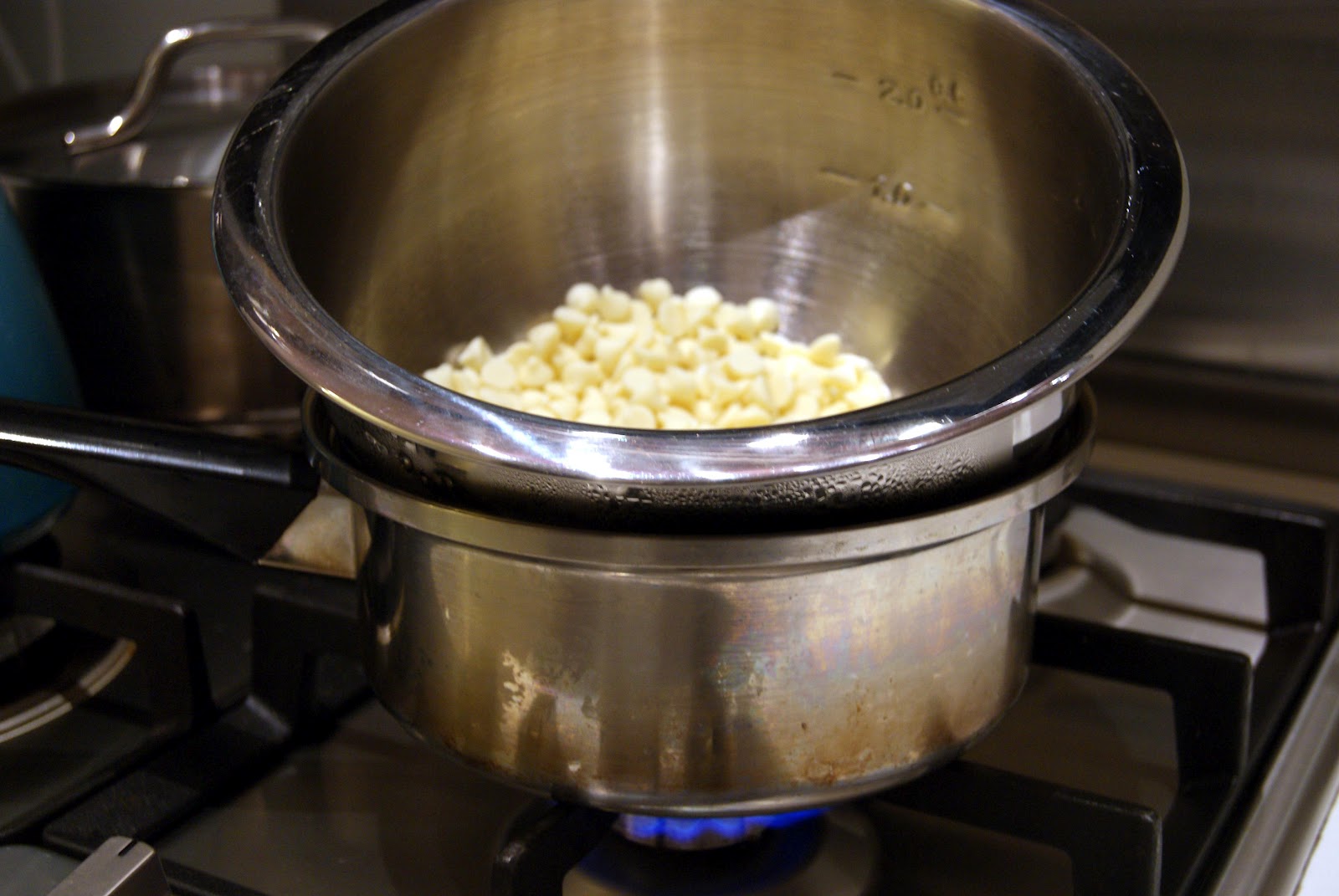 little miss sweetie: Ispahan Macaron - Macarons with lychee, rose and ...