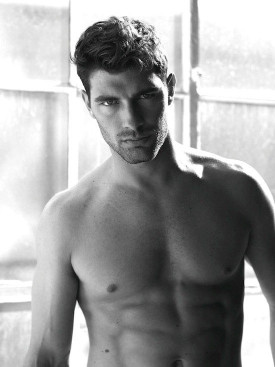 Quirina Landifa: Model Cory Bond: hunky lover