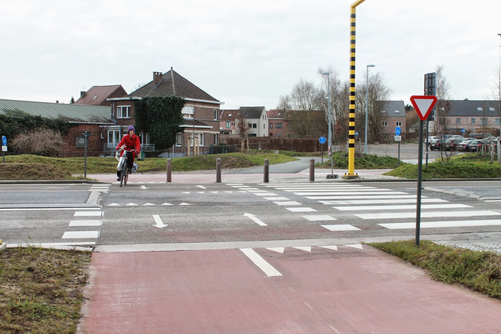 Eindeloze Omwentelingen: Reglementair: haaientanden