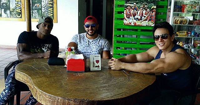 the beauty of male muscle: Daniel