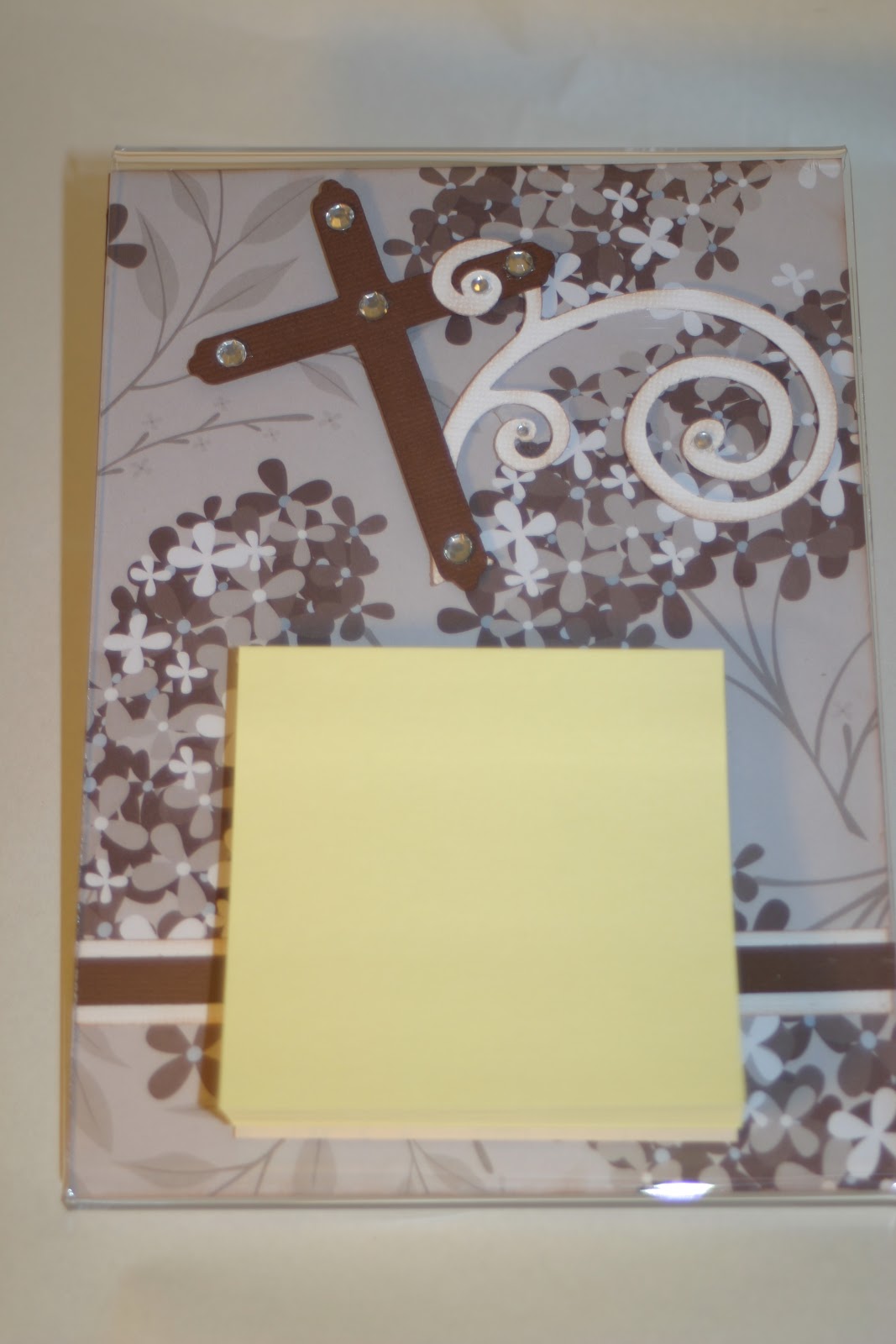 The Craftin' B: Post It Note Holder Frame