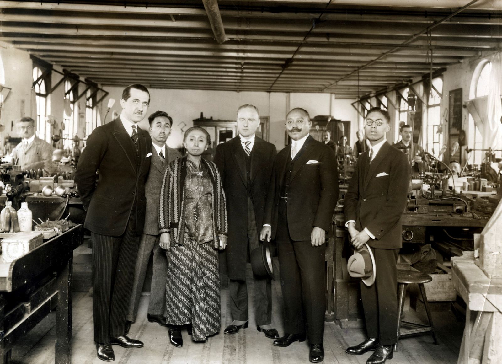 Indonesia Zaman Doeloe: Lawatan bangsawan Jawa ke Belanda, 1926/1936