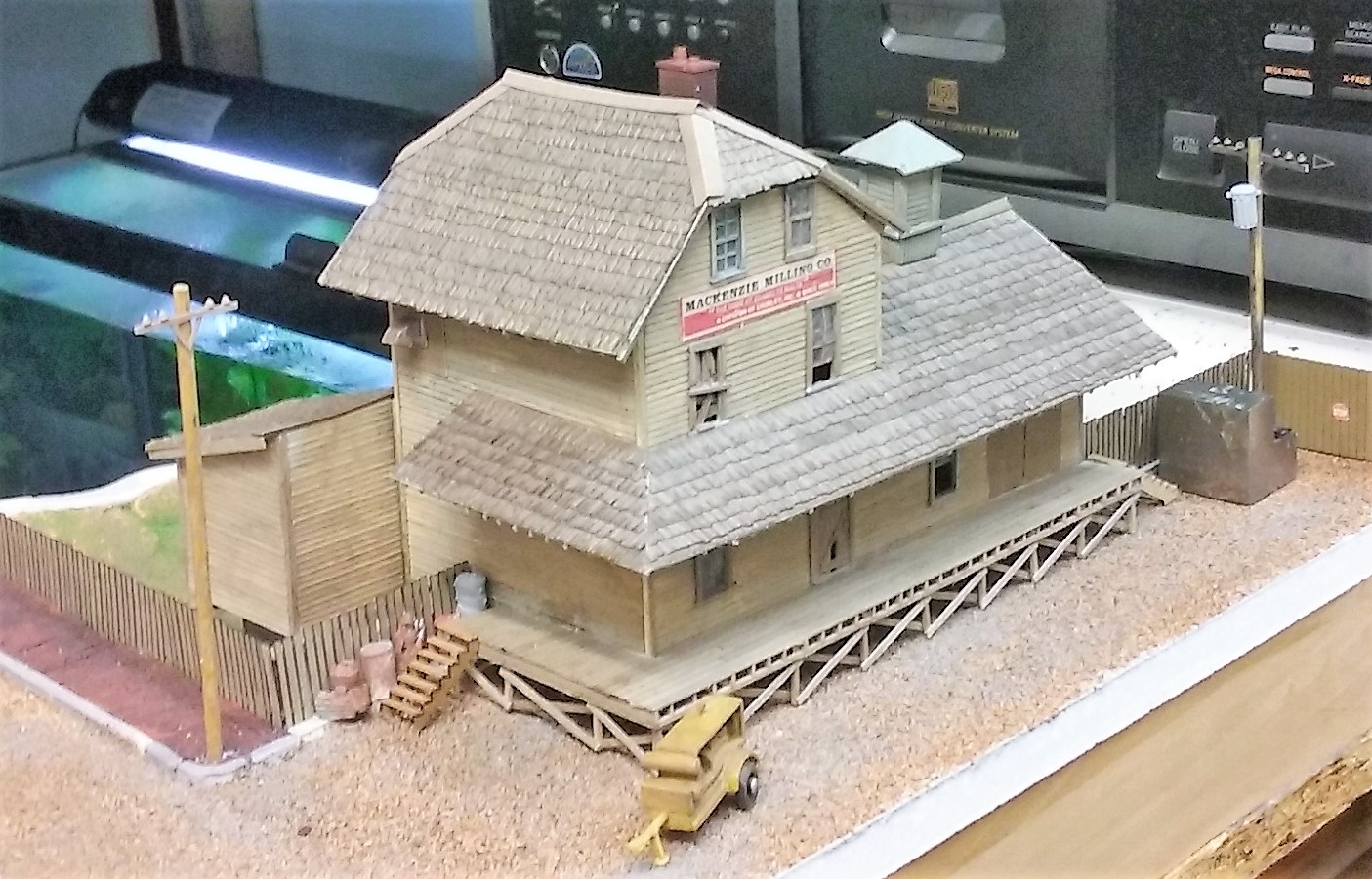 Thursday Night Round Robin: Fine Scale Miniatures #215 Mackenzie ...