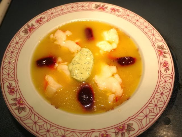Sapere Aude, Incipe!: Lobster and Yellow Beet Borscht