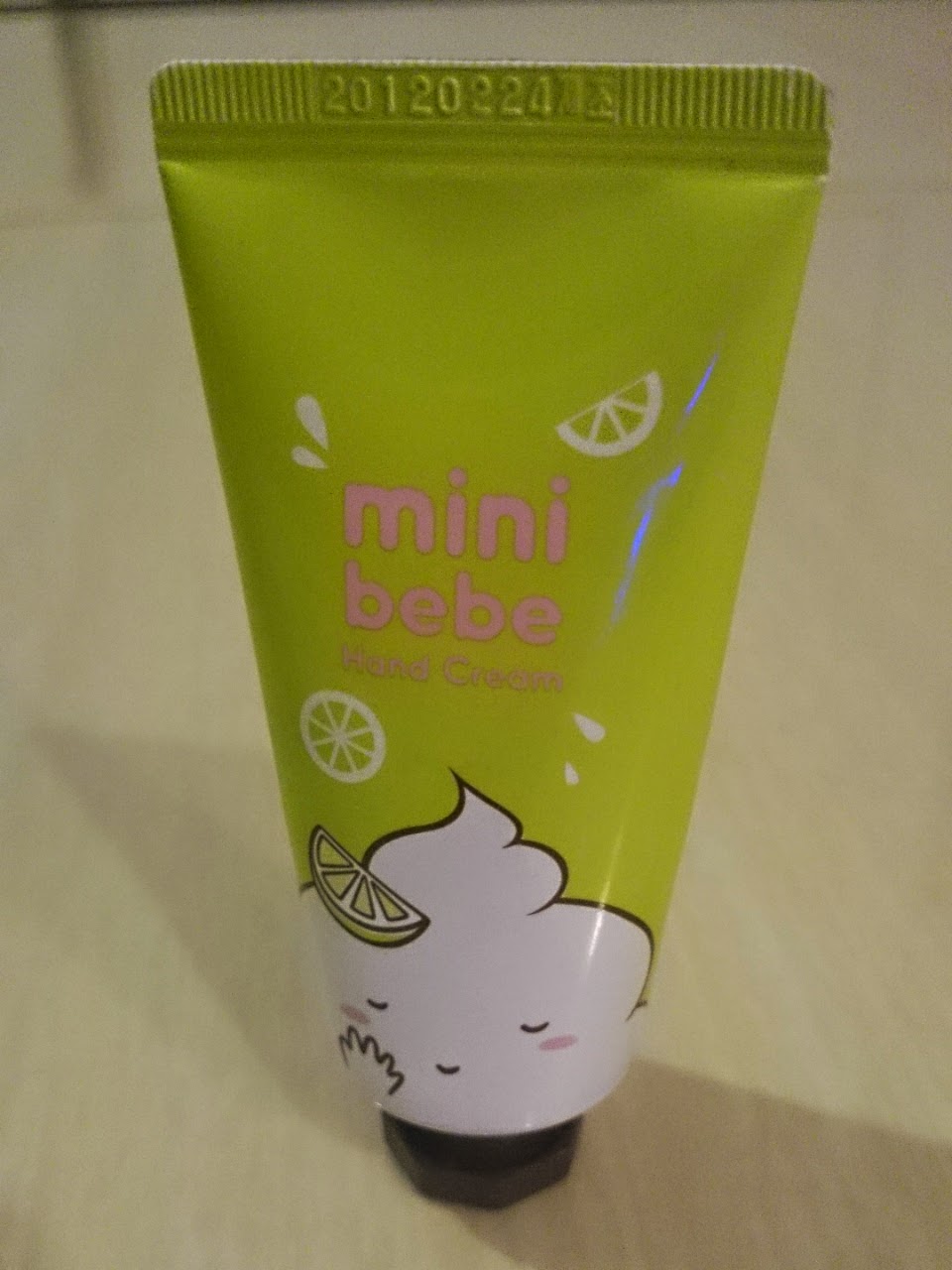 Allison Chua: Review: It's Skin Mini Bebe Hand Cream (Lime)