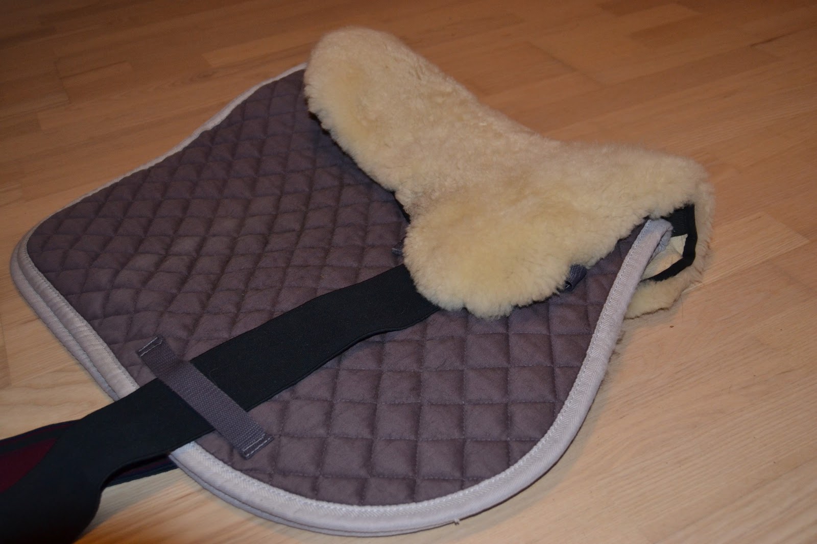 Ida: How to make 'en lammeskindssadel'