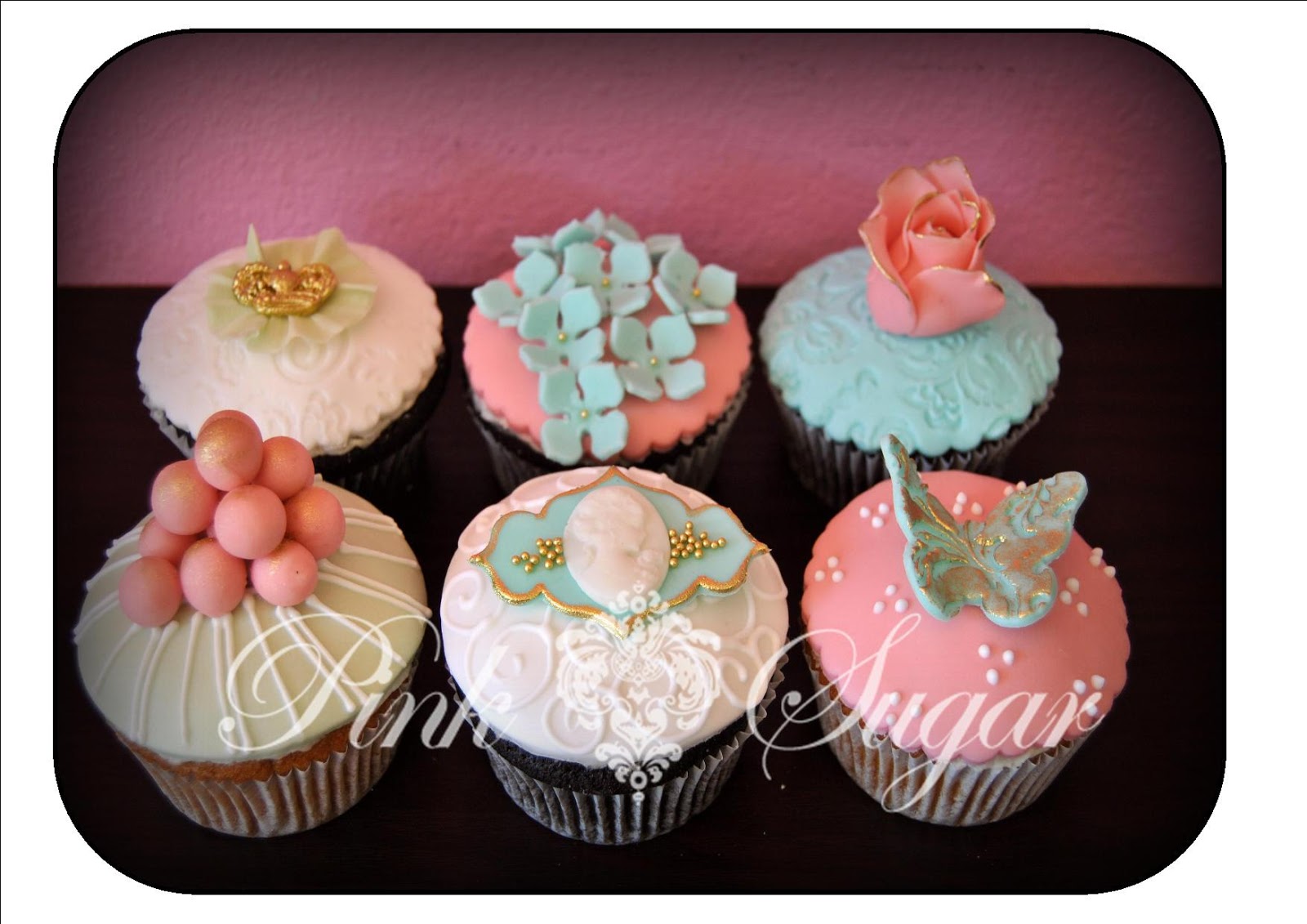 Pink Sugar: Fondant Vintage Cupcakes...