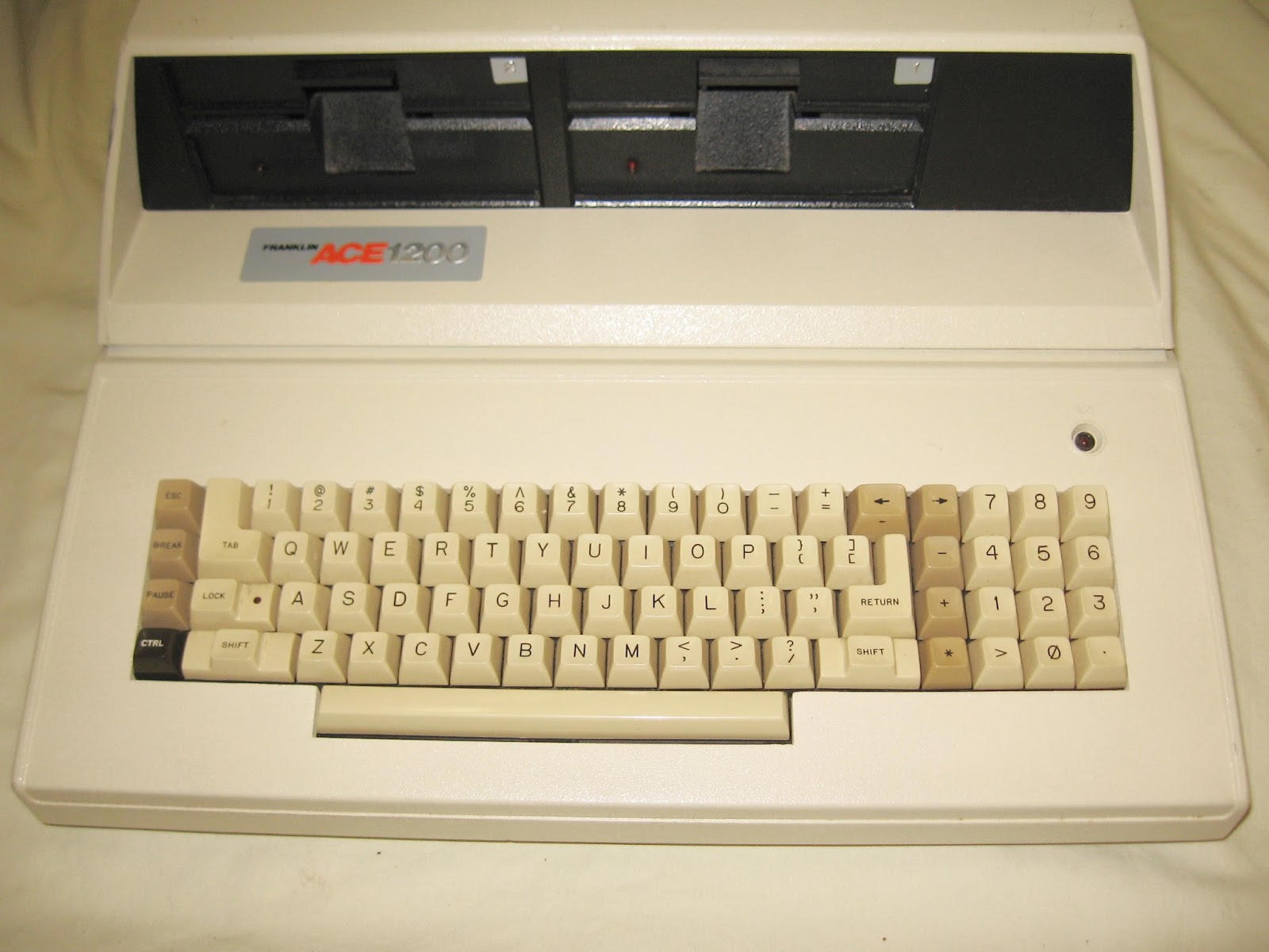 Computer museum, Hobbyist, Computers, Microcomputers, and Amateur Radio ...