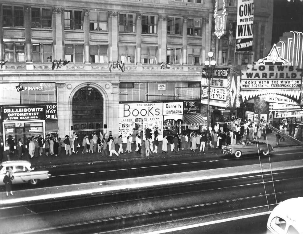 San Francisco Theatres: The Warfield Theatre: history + exterior views