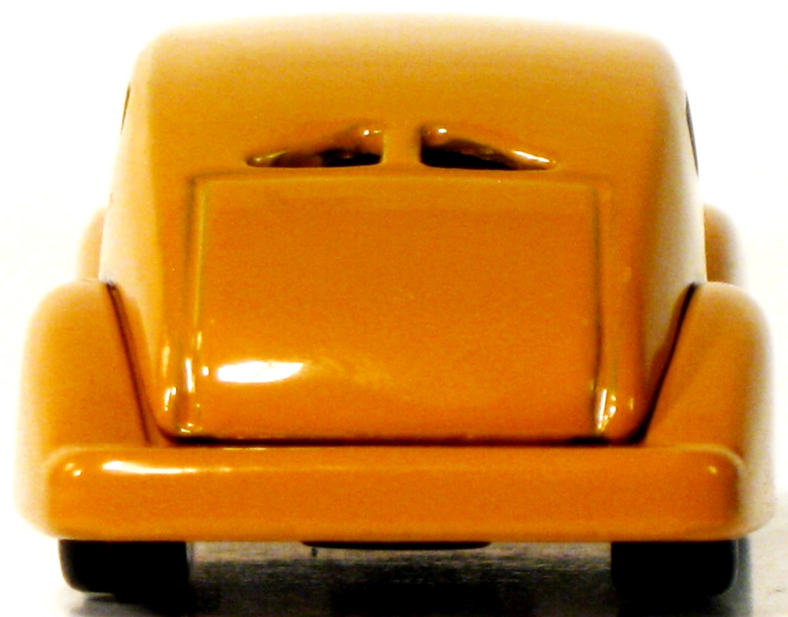 Toys and Stuff: Ertl 1993 1/64 scale Batman Animated Series Bruce Wayne ...