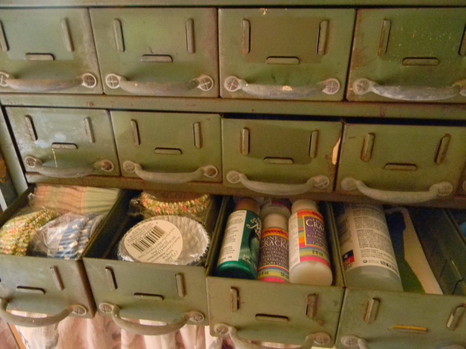 Artistic Endeavors 101: Vintage Storage Ideas