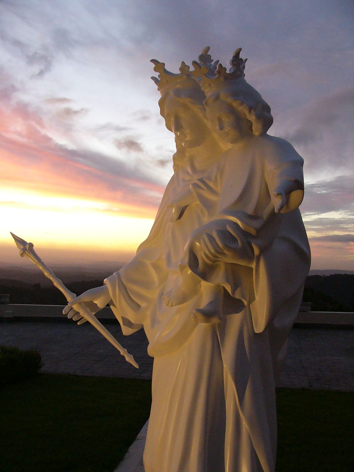 Luzeiro da Igreja - Maria