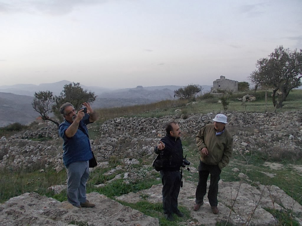 archivio e pensamenti: LOUISE HAMILTON CAICO CONTINUA A VIAGGIARE