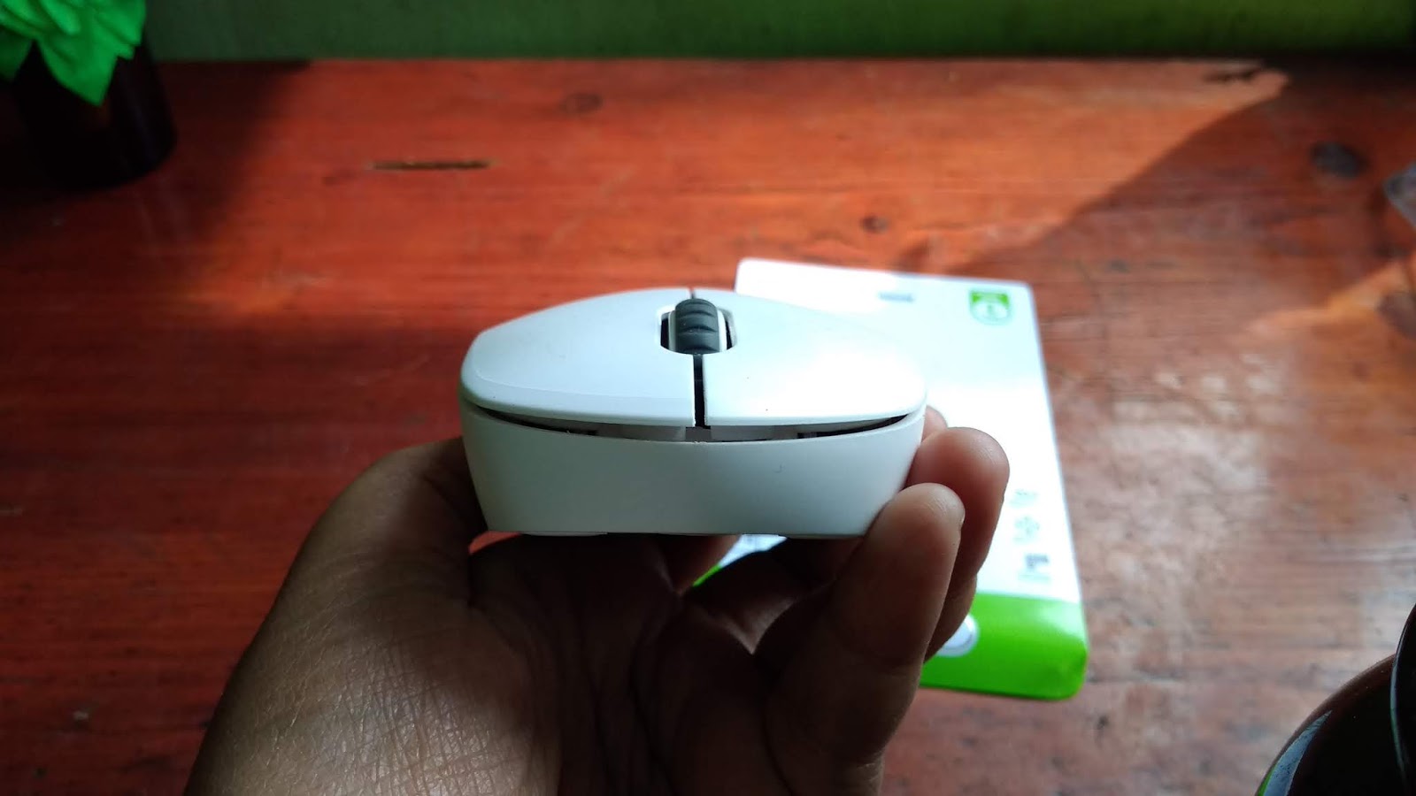 Review Mouse Wireless Robot M210