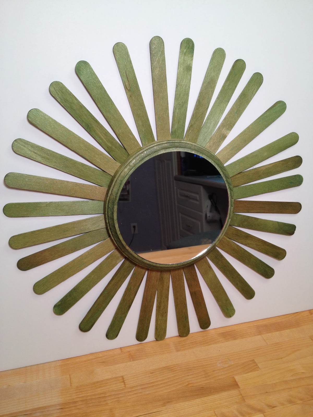 Beth Watson Design Studio: Sunburst Mirror made with basic Craft Store ...