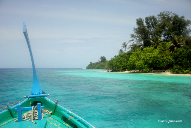Maldives: Exploring the Local Island of Maamigili - blissfulguro