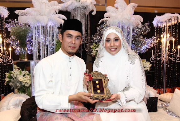 MamaSas78: Foto2 Pernikahan & Resepsi Perkahwinan Irma Hasmi & Redza Shah