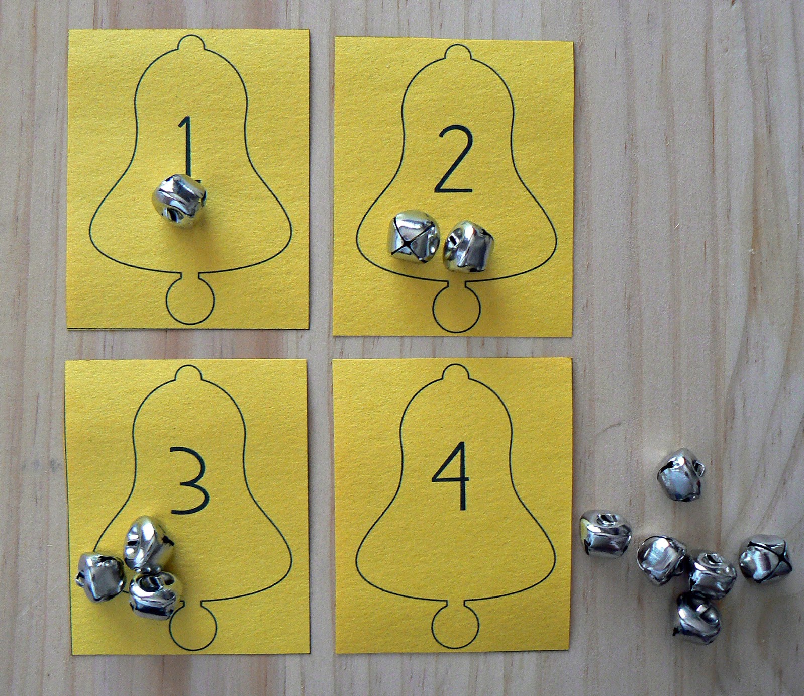 ourhomecreations: Free preschool lesson unit: Five senses of Christmas ...