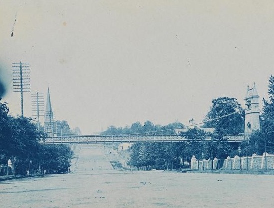 H A R L E M + B E S P O K E: ☞ REMEMBER: The Bridge at Trinity Cemetery